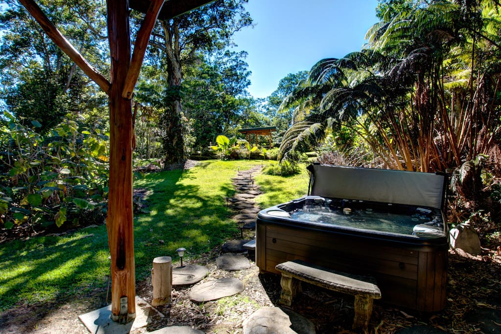 Volcano Big Tree/hot tub&sauna$225 - Villas for Rent in Mountain View