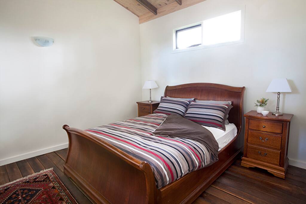 Merricks Stable - Cabins for Rent in Merricks North