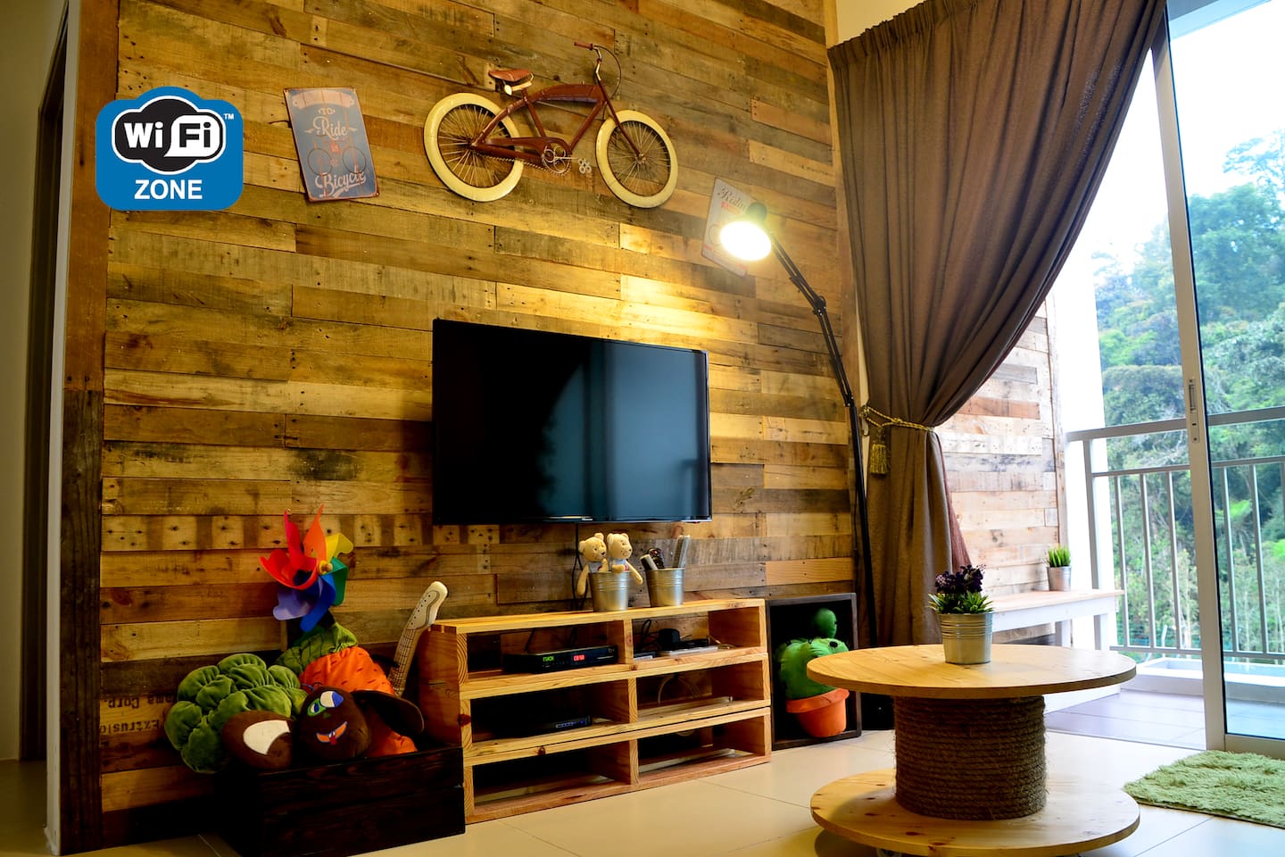 Hotel Malaysia - Cameron Highlands - The Woods Homestay - Backpacker Comel