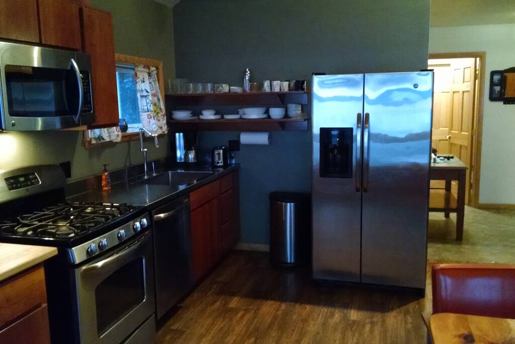 Serenity Aloft House - Houses for Rent in Penn Yan