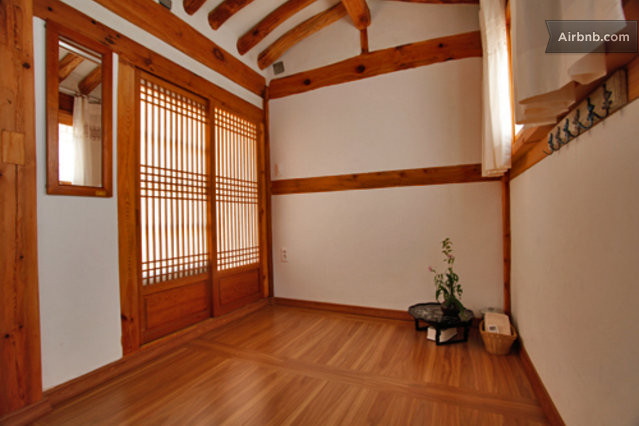 Todaki Korean Traditional House in Jongno-gu